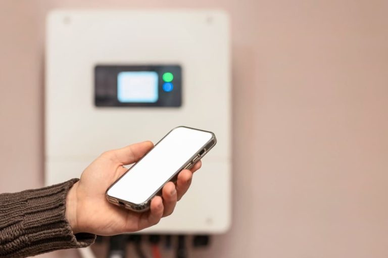 Branchement Onduleur Hybride : Le Guide Complet